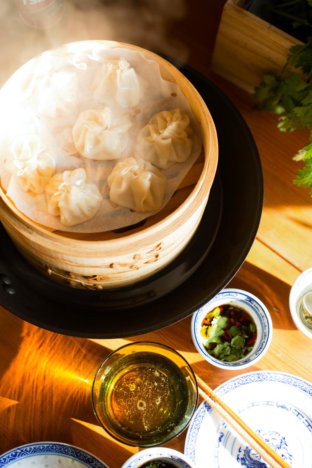 Eating with our Eyes First: 5 Trends in Food Photography - Genero